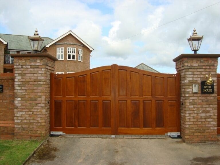 Timber Gates | Automatic Timber Gates | Yorkshire