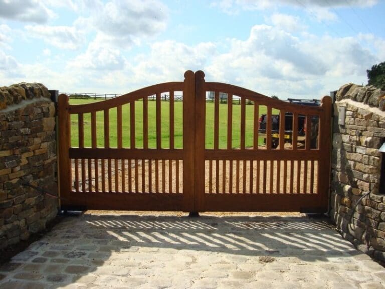 Timber Gates | Automatic Timber Gates | Yorkshire