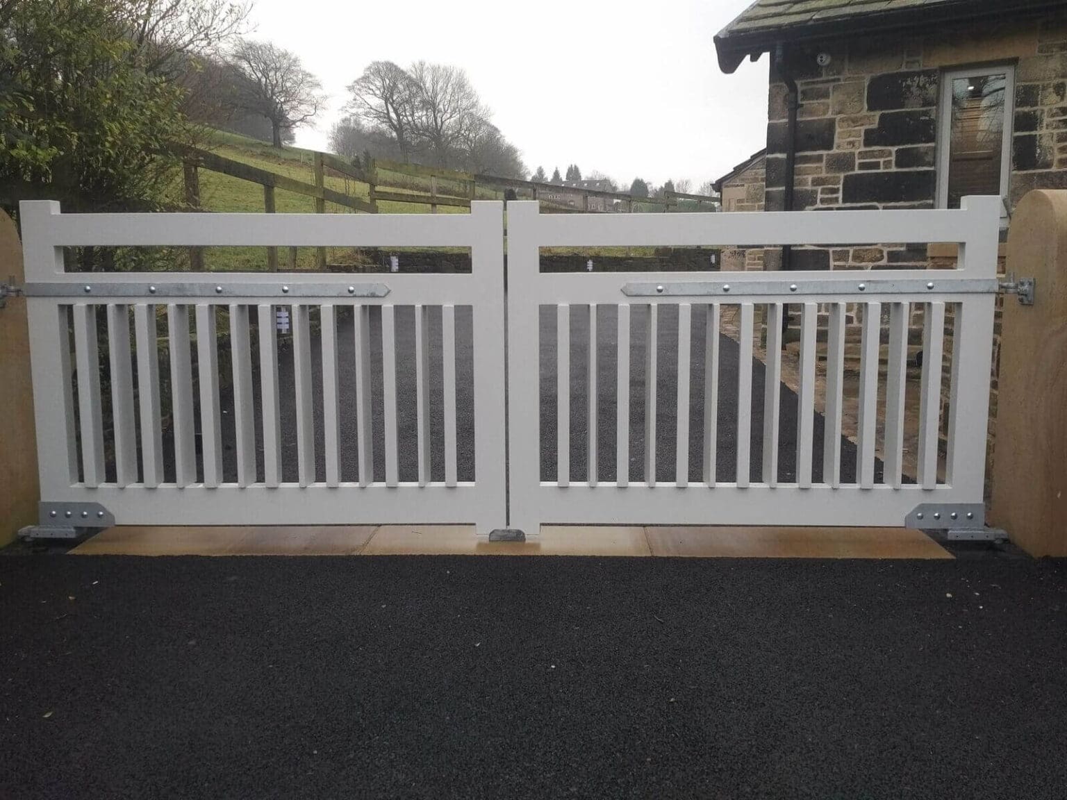 Timber Gates | Automatic Timber Gates | Yorkshire
