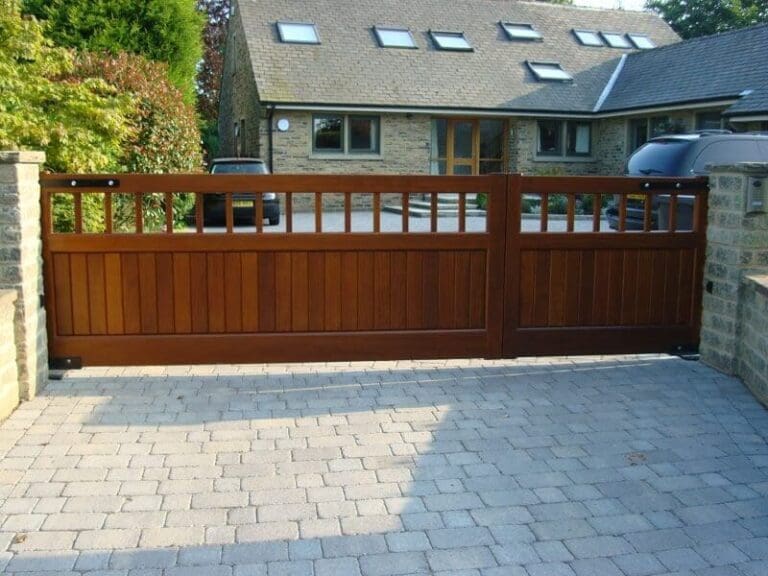 Timber Gates | Automatic Timber Gates | Yorkshire